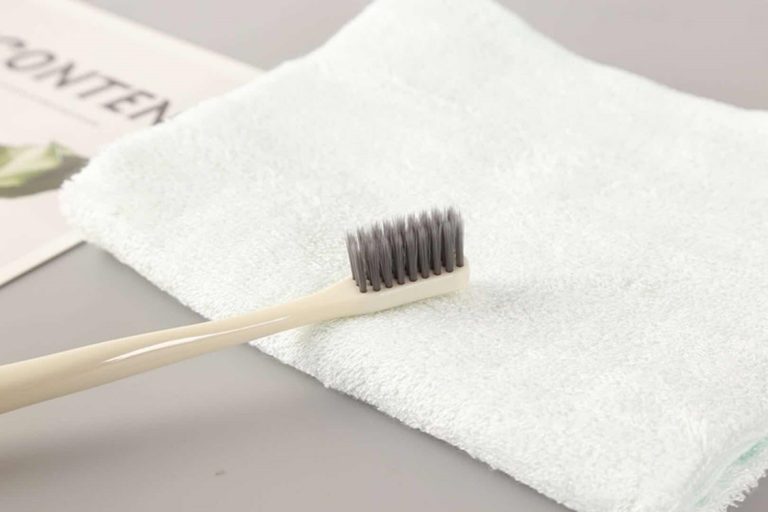 Plain soft-haired small-headed toothbrush | TGN Toothbrush Manufacturers